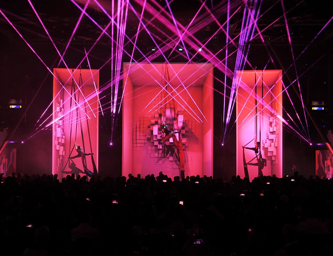 Crucial FX | Immersive Interactive Experiences